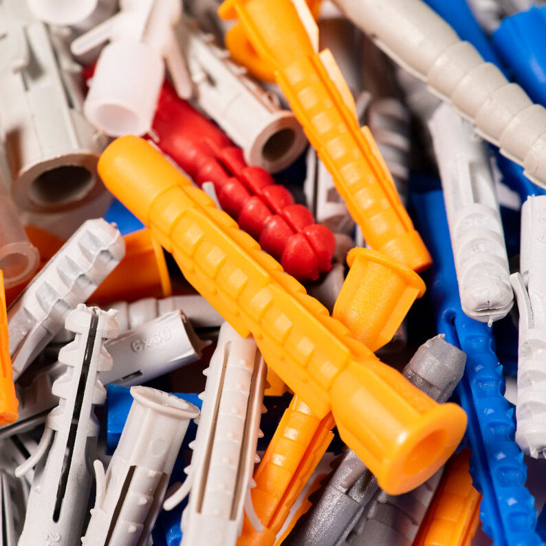 Nails & Screws – The DIY Zone